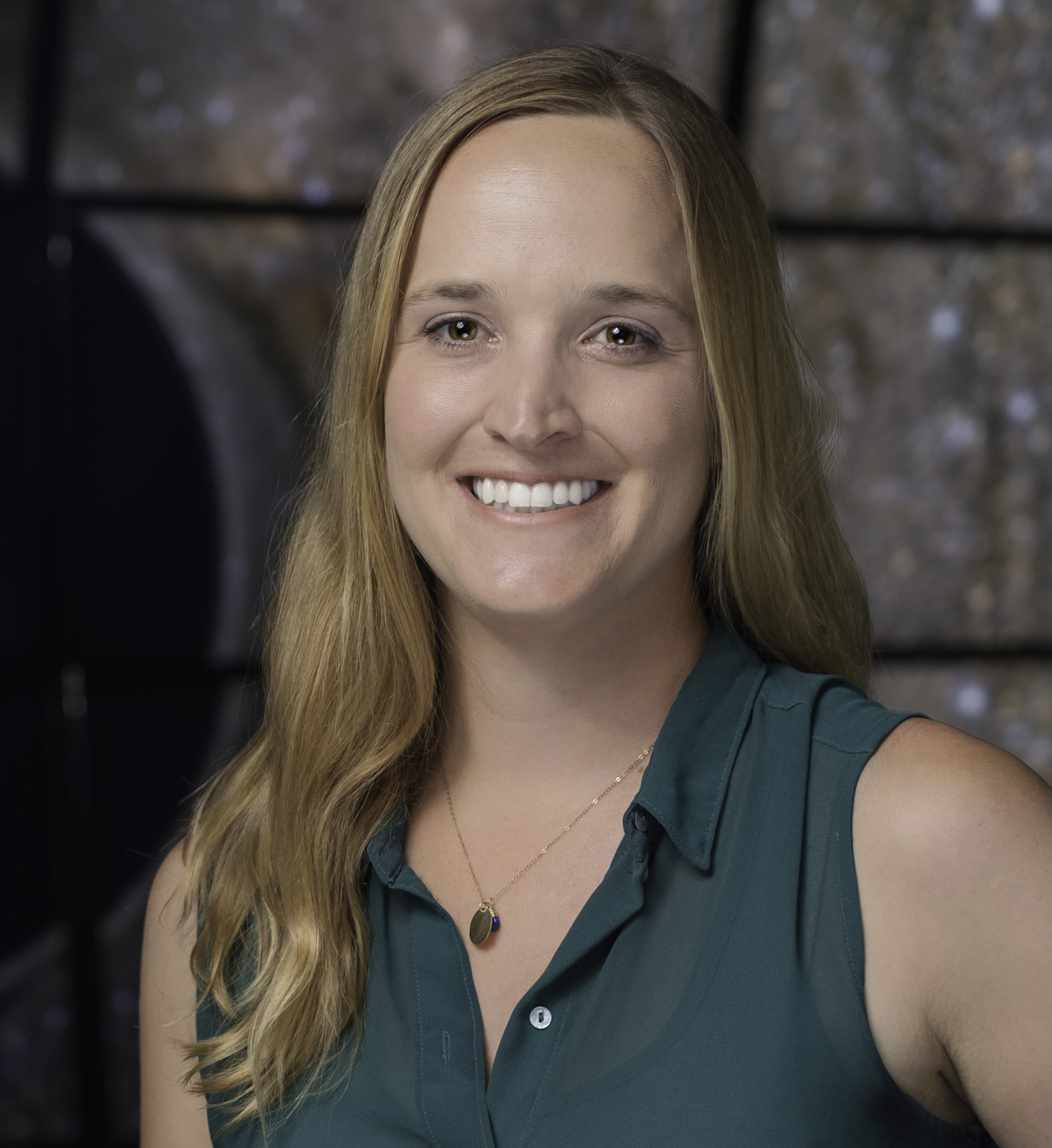 Laura Sampson – Center for Interdisciplinary Exploration and Research in Astrophysics (CIERA)