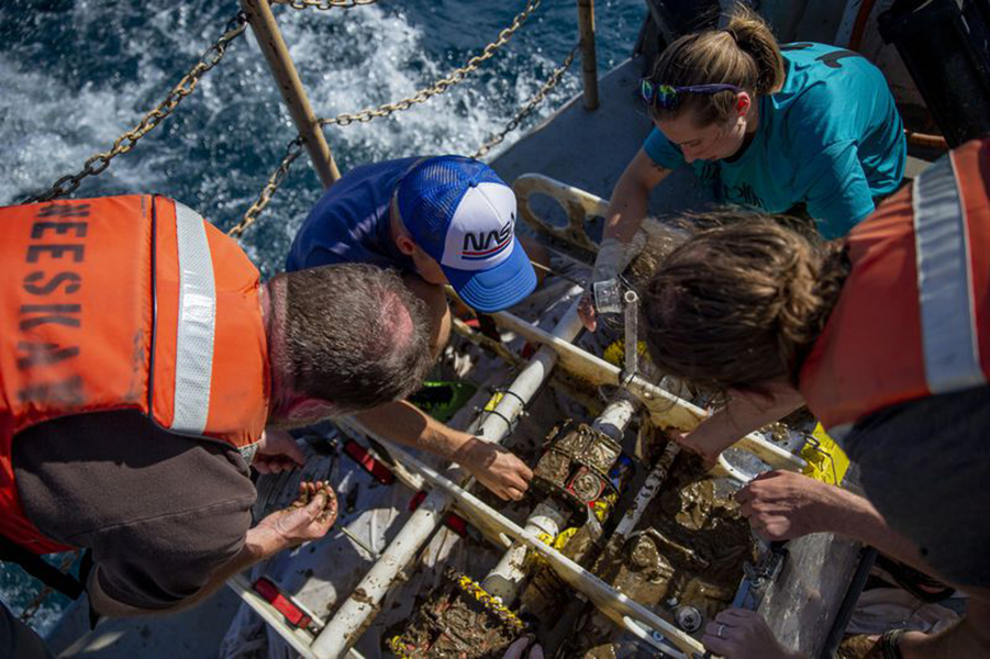 “Remember that meteor that lit up Chicago’s night sky two years ago ...